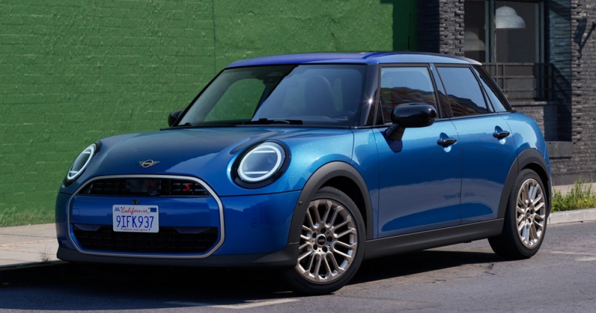 MINI Cooper 5-Door | Halliwell Jones